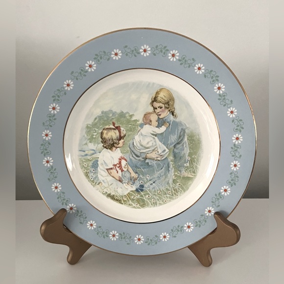 Avon | Art | Vintage Avon Commemorative Plate | Poshmark